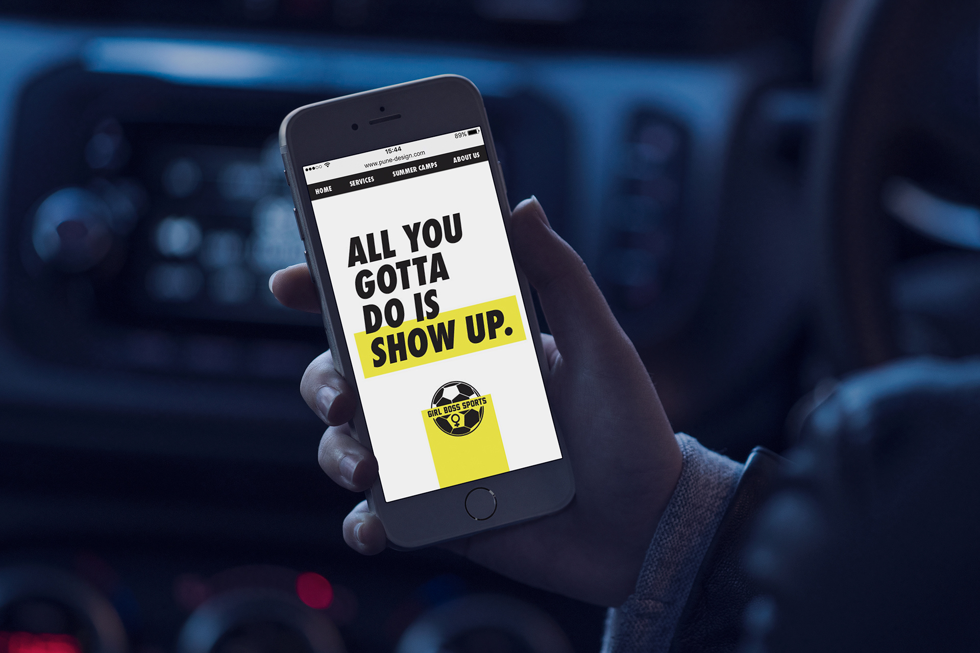 Fio Bazo - GIRL BOSS SPORTS