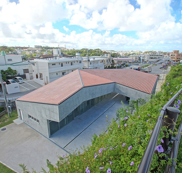 今村金城建築設計事務所 浦添大公園南エントランス管理事務所