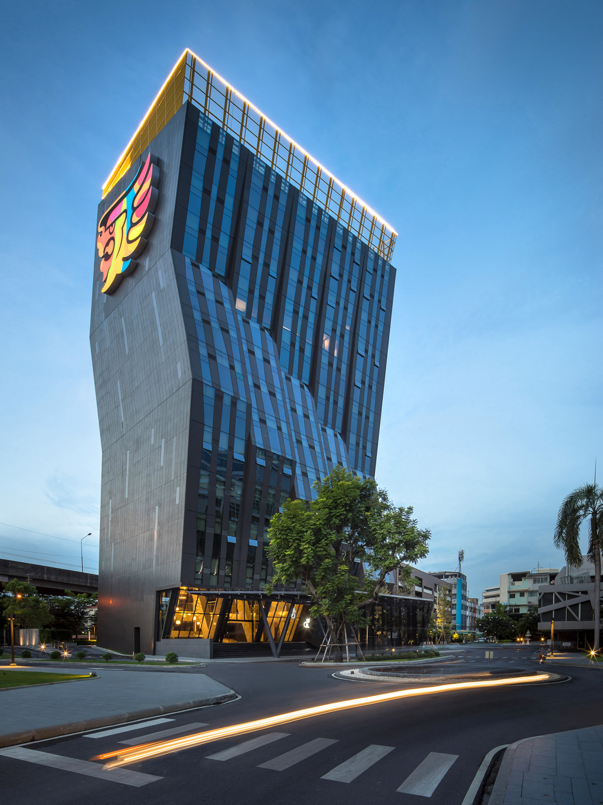 PanoramicStudio - OSOTSPA OFFICE BUILDING / PLAN ARCHITECT