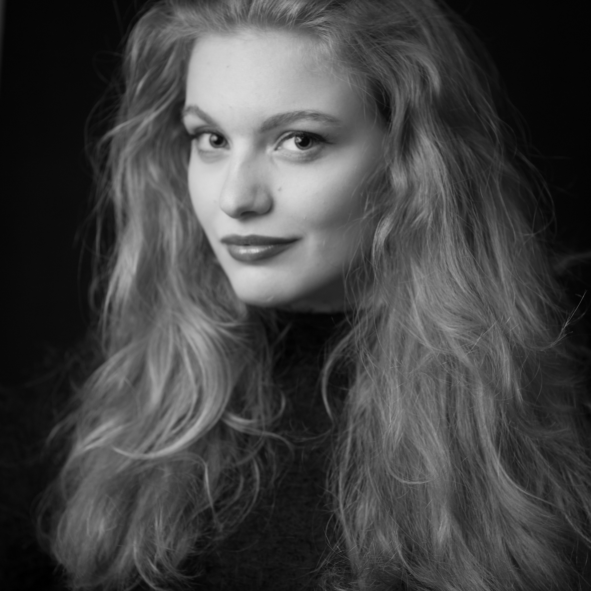 Lori Patrick Images - ARIANA / modern beauty in Brooklyn
