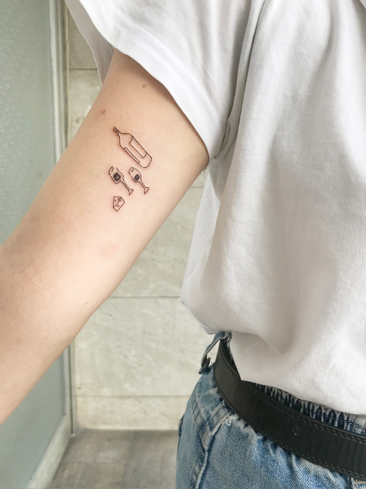 Jackie jakyung youn - Tattoo