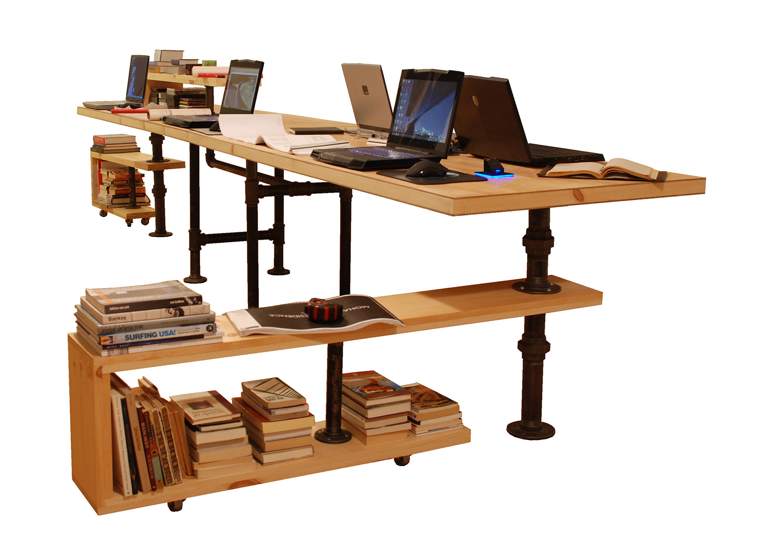 Gianni Seinfeld - ROTATING BENCH TABLE